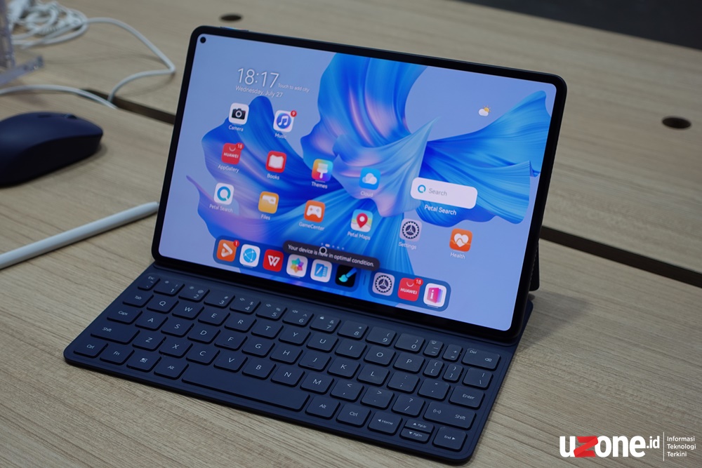 Laptop vs Tablet, Mana yang Lebih Baik Buat Harian? Laptop vs Tablet, Mana yang Lebih Baik Buat Harian?